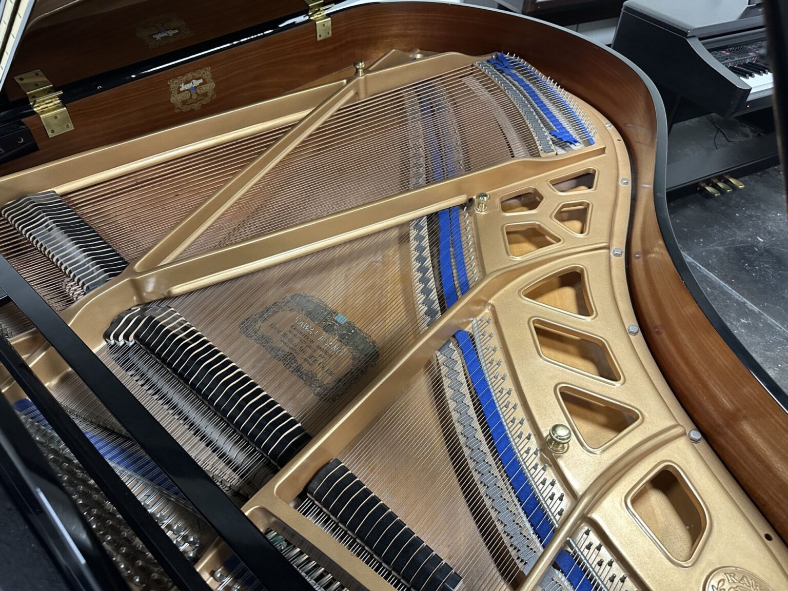 **SOLD** Used Kawai Piano - 5'10" Grand in Polished Ebony Finish, Model ...