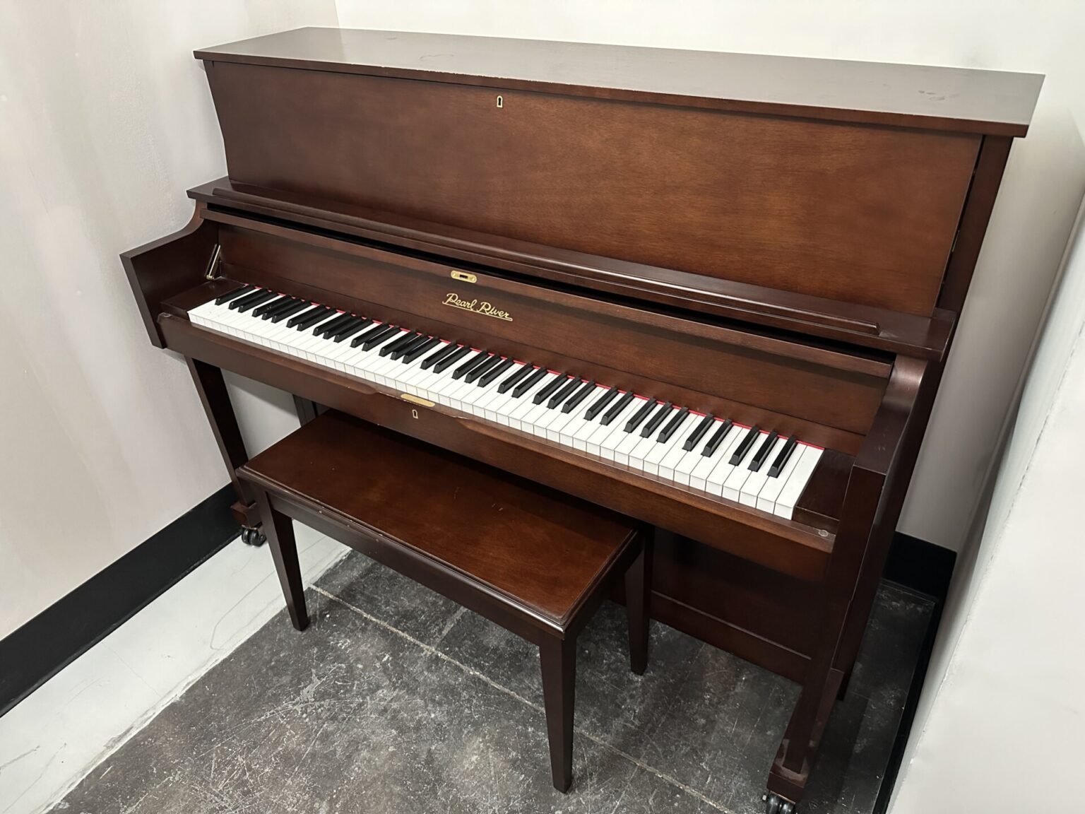 **SOLD** Used Pearl River Piano - Upright in Cherry Finish, Model UP115 ...
